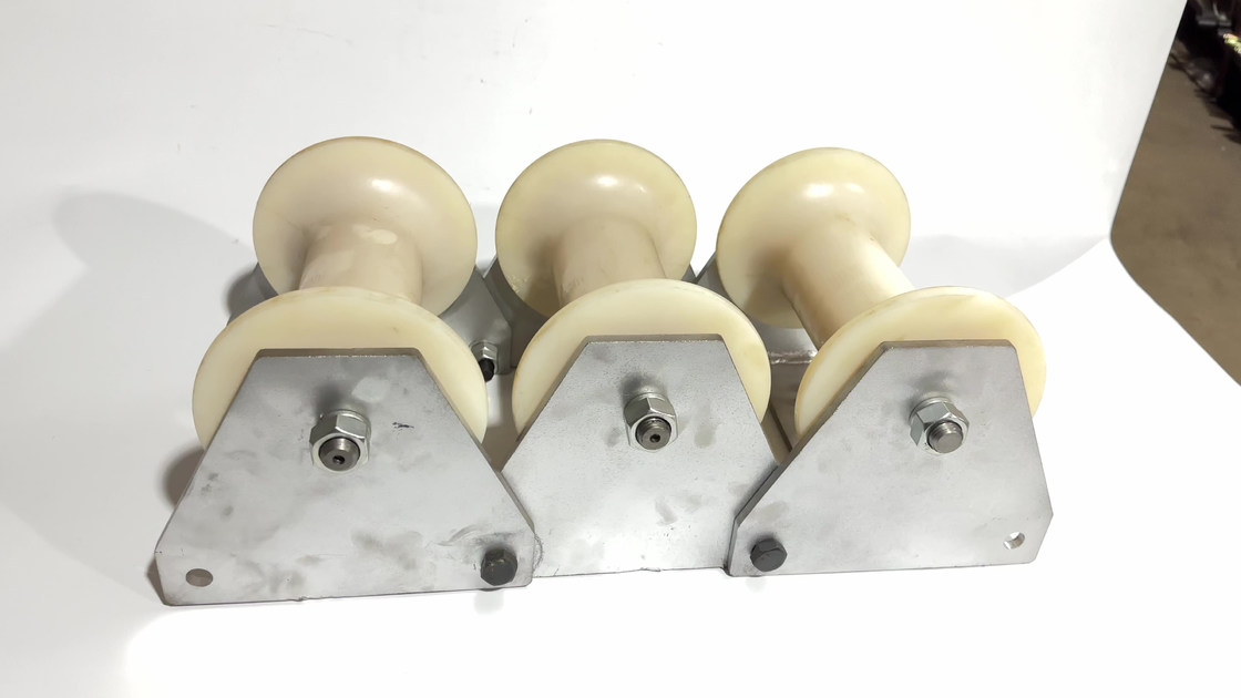 Multi Type Triple Guide Manhole Cable Roller For Cable Installation